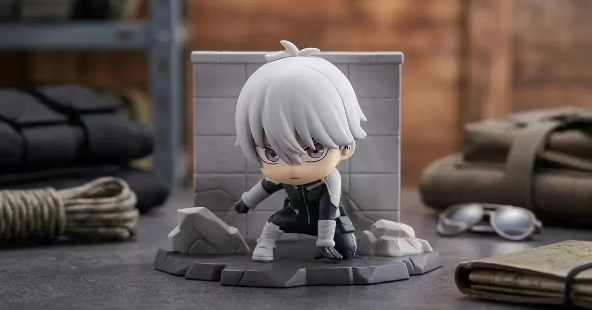 FuRyu Kaiju No. 8 Reno Ichikawa Chibi Figure - Crumbling Wall Base ...
